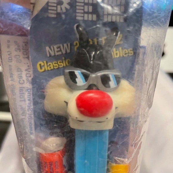 warner brothers Pez | Office | Warner Bros Sylvester The Cat Pez ...